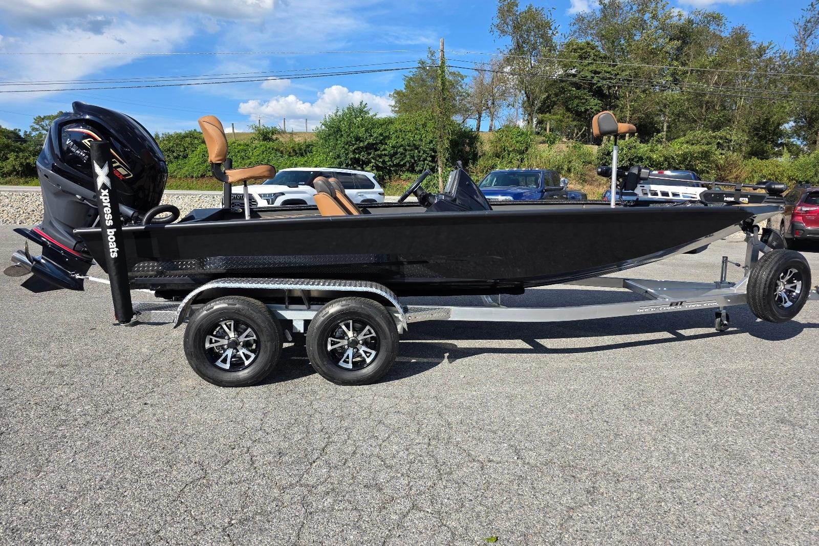 2026 Xpress X19 Pro Bass w/ Yamaha Vmax 200 SHO (In stock!), Spring Grove Pennsylvania - boats.com