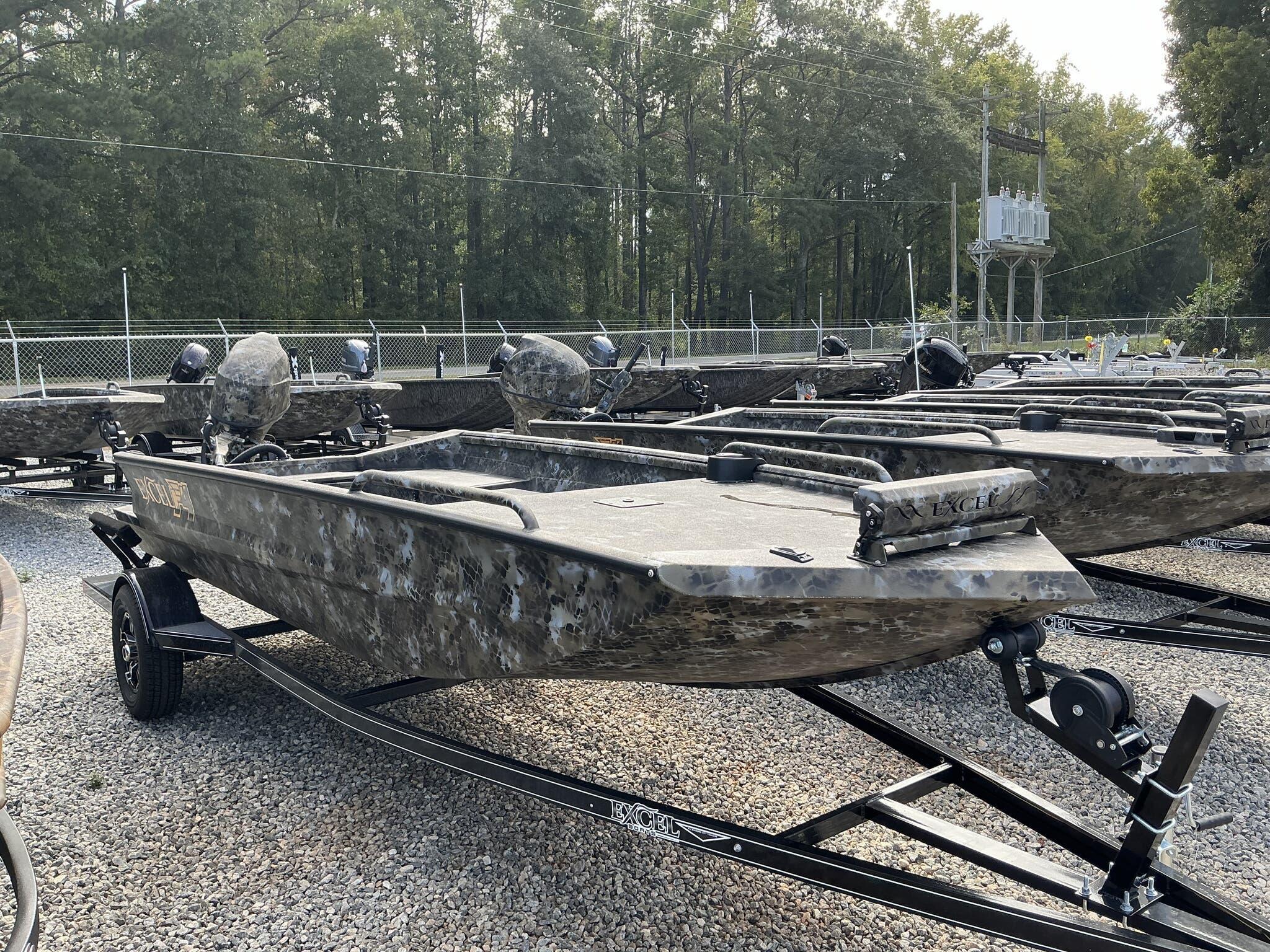 2025 Excel Viper F4 1751 Viper Panama City United States