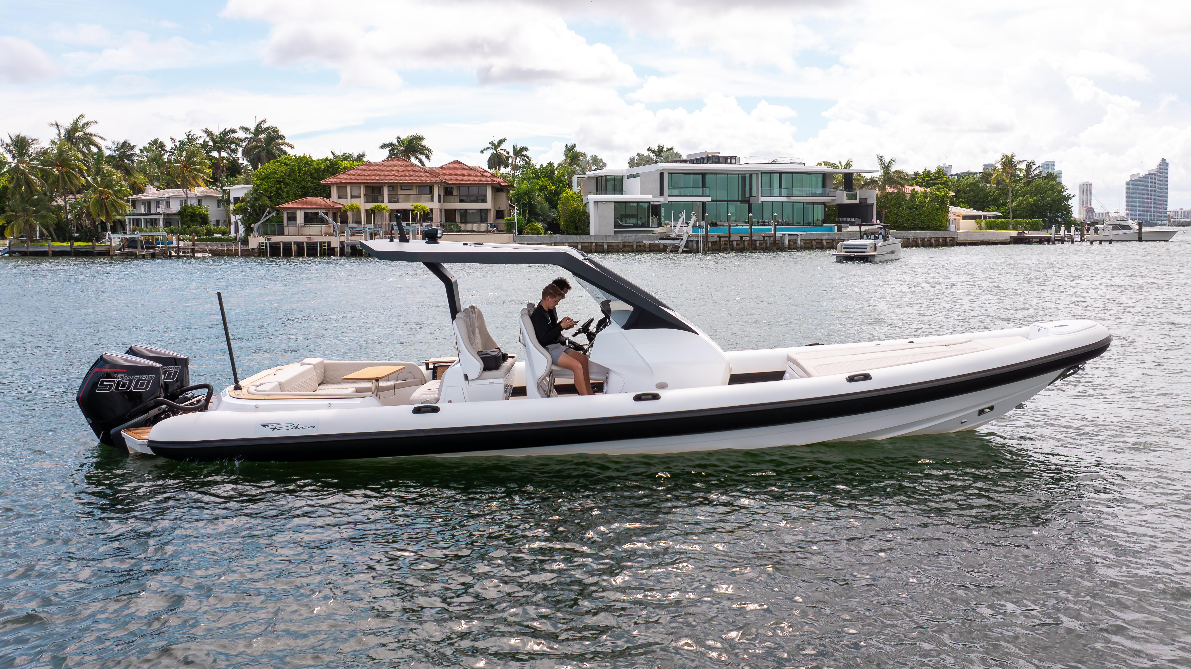 Power venom boat store