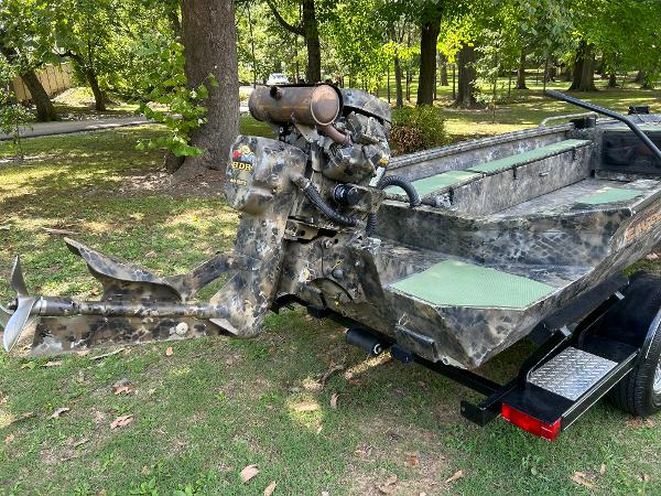 Excel 1751 F4 Shallow Water Boats For Sale
