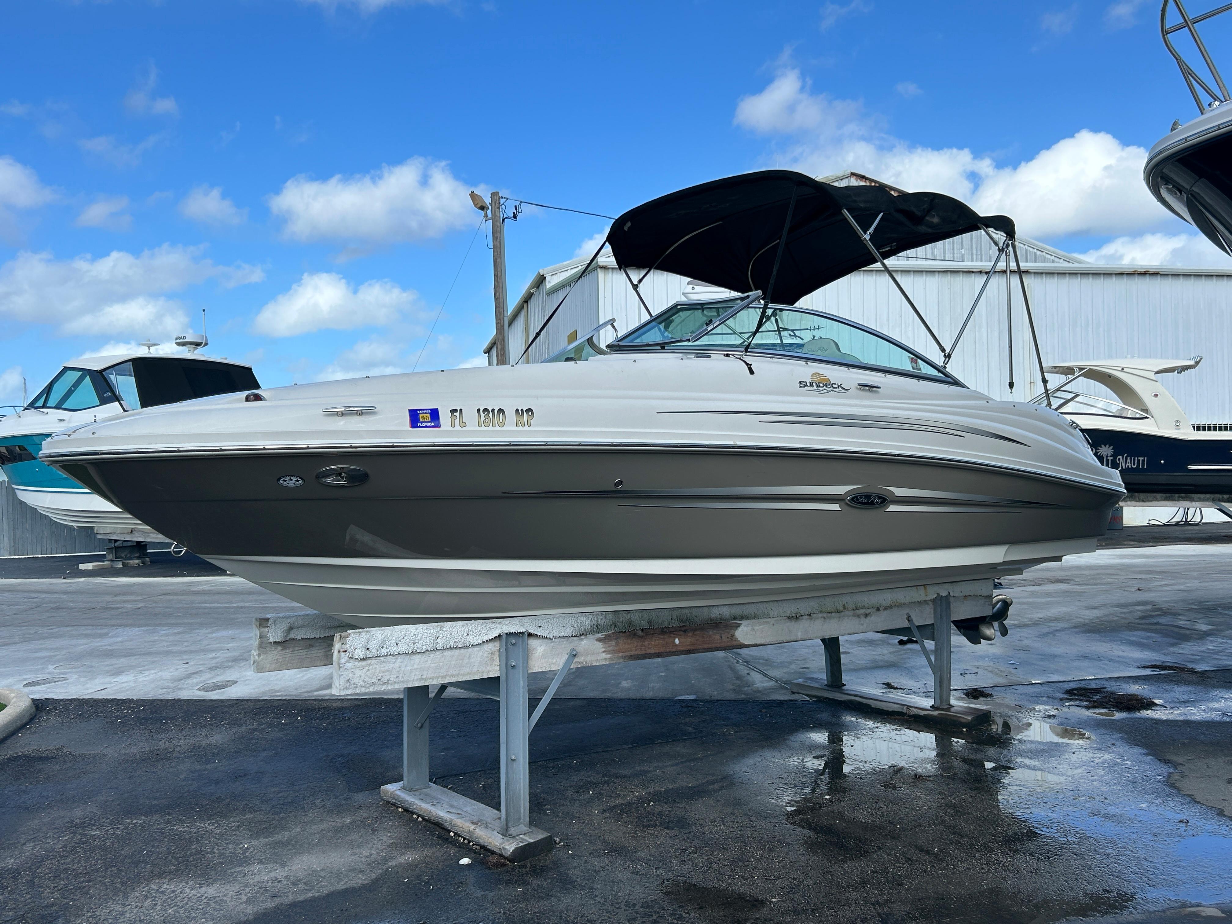 2007 Sea Ray 220 Sundeck Tarpon Springs United States boats
