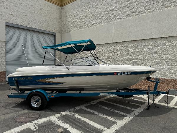 Glastron boats store