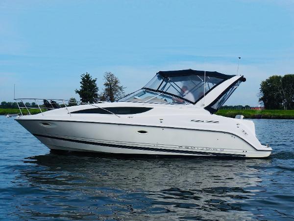Bayliner 2855 store