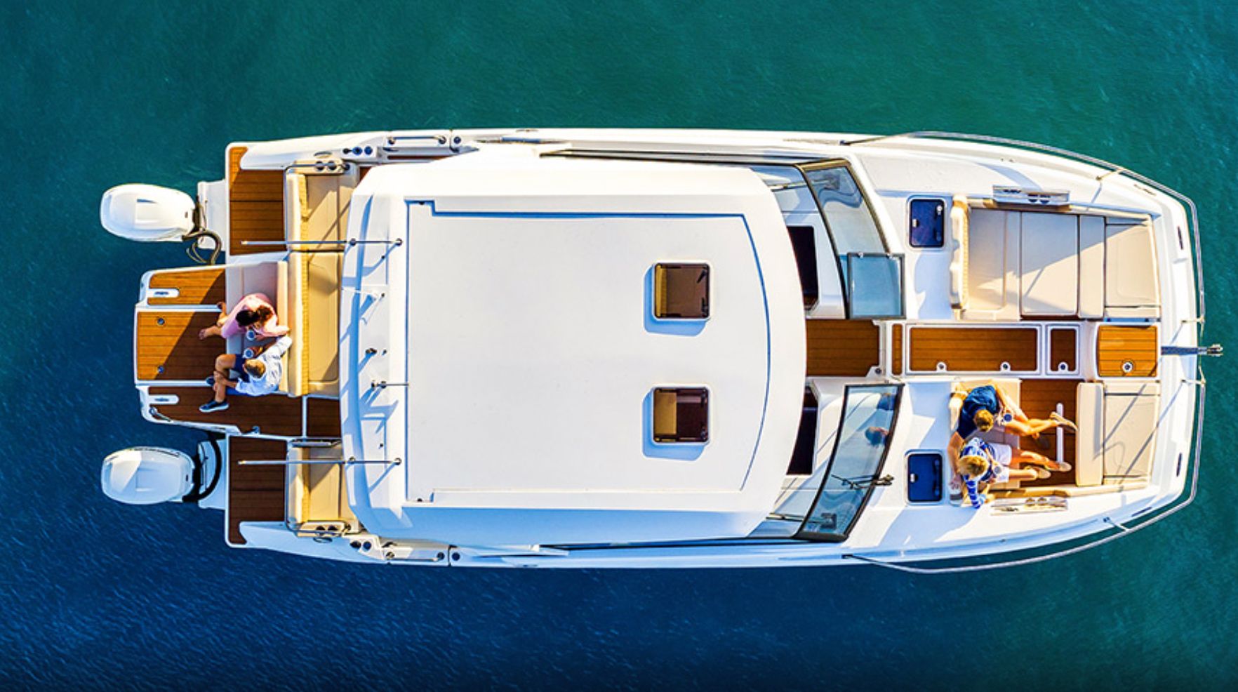 Aquila 36 Sport Review: Purring Powercat - boats.com